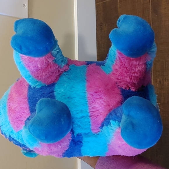Peek-A-Boo Toys | Toys | Peekaboo Toys Dolly Llama Rainbow 5 Plush ...